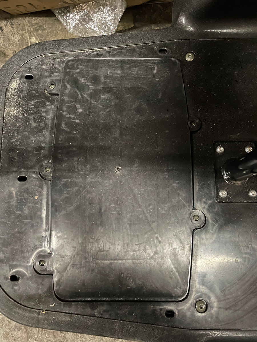 Roma Battery Compartment Cover – Euroshine
